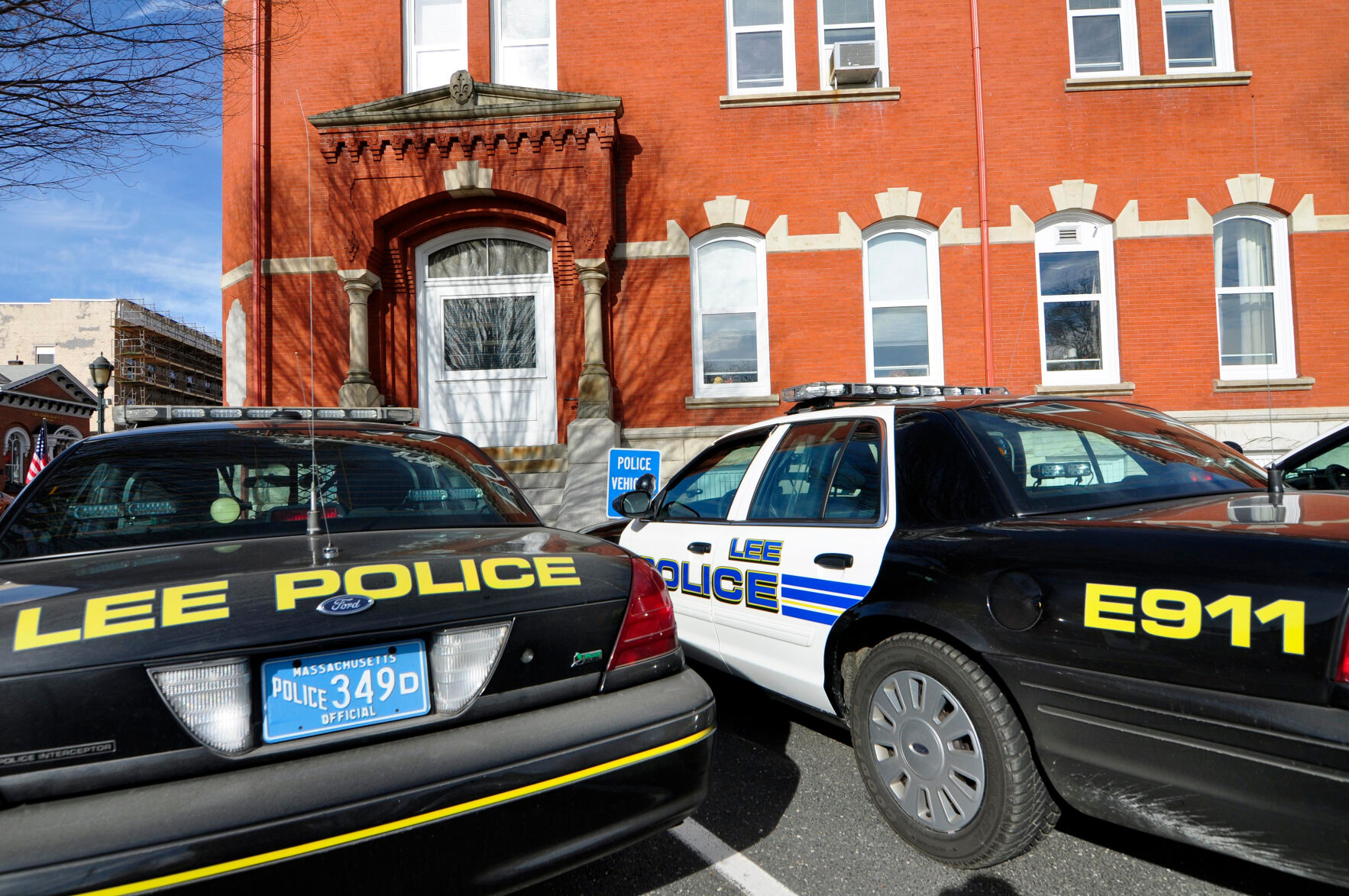 Lee begins internal search for next police chief, lieutenant expresses ...