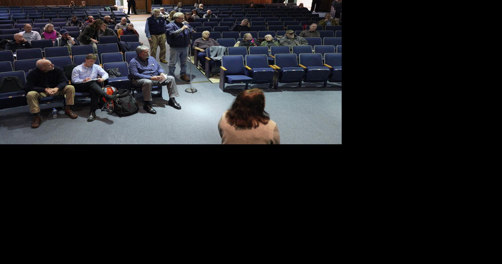 Lee residents bring detailed questions to hearing on PCB landfill ...