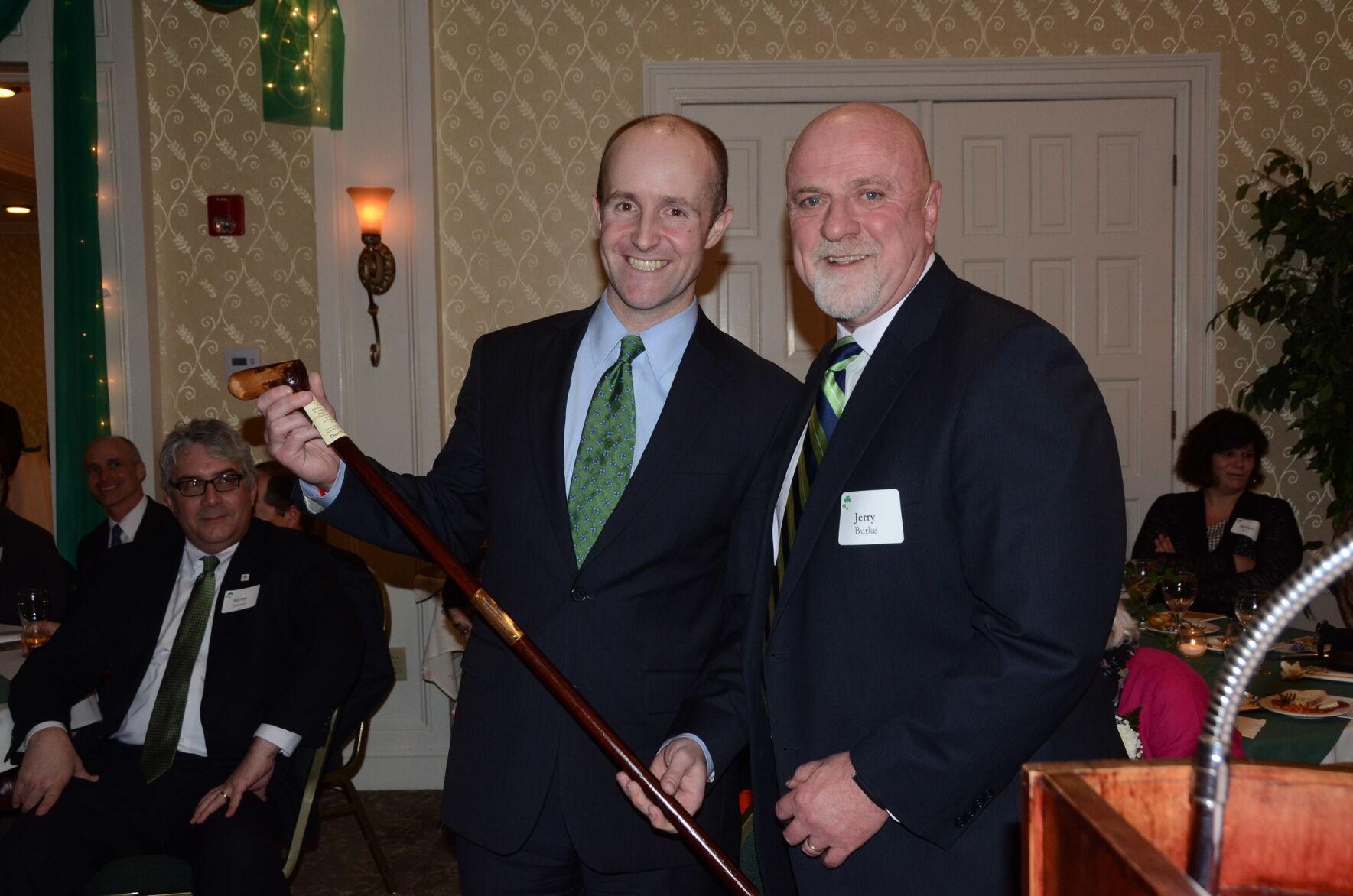 Downing honored as 'Irish Person of the Year' at Robert 'Bees ...