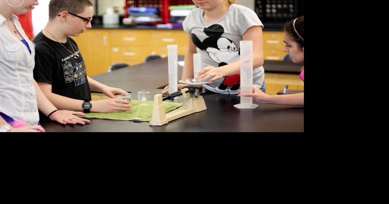 Reid Middle School science teacher finalist in national contest | Local ...