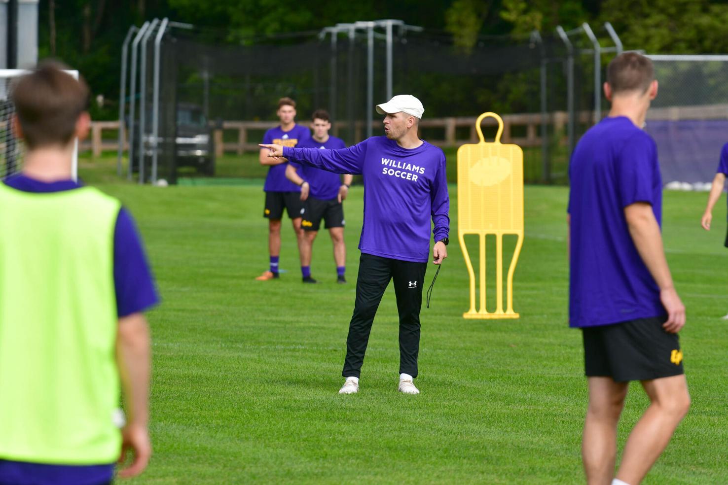 Williams College men's soccer, women's field hockey reach NESCAC ...