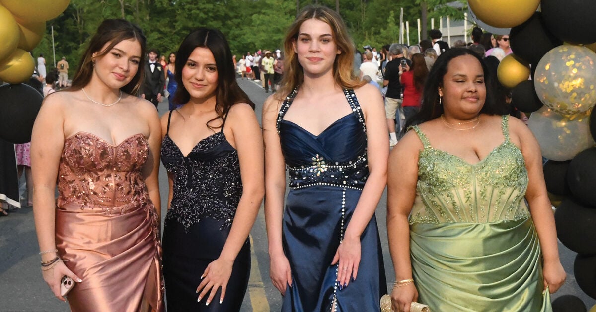 Photos: Taconic High School Prom | Multimedia | berkshireeagle.com