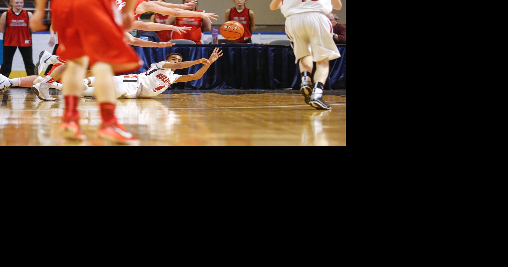 UMass guard Noah Fernandes remembers beating Hoosac for a state hoop ...