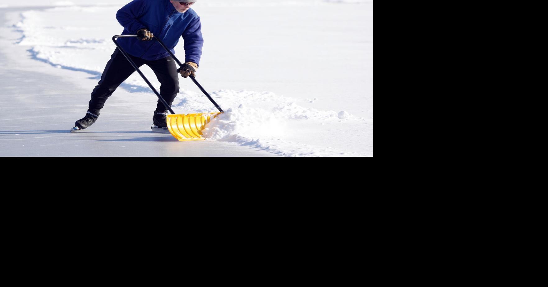 John Paul Champoux clears a speed skating track | | berkshireeagle.com