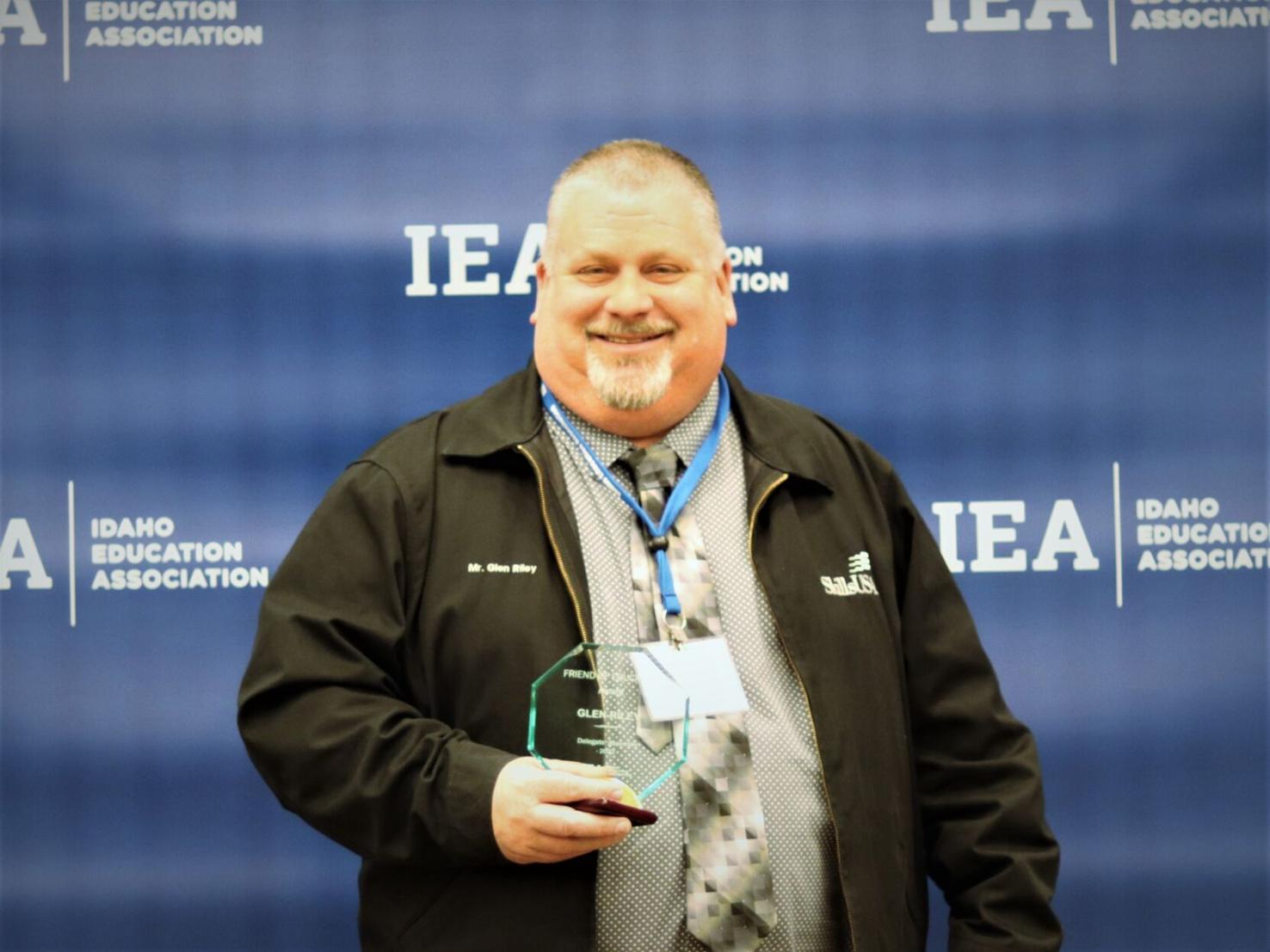 SEL Lewiston Engineering Manager Glen Riley Receives 2022 Friend of ...