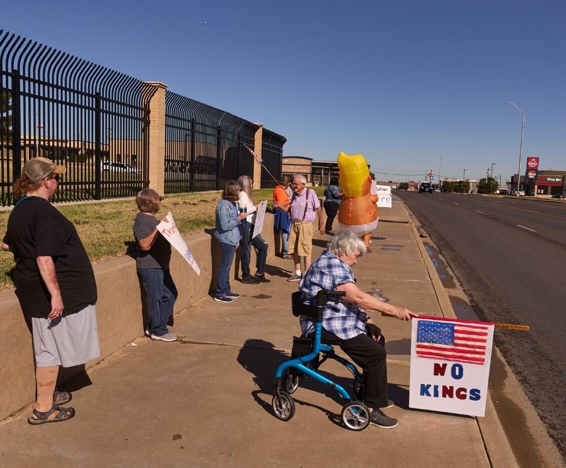 No Kings Rally Held in Big Spring, Texas | News | bigspringherald.com