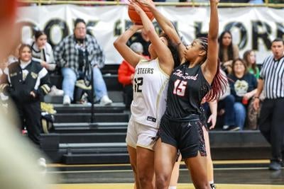 Lady Steers suffer blowout loss to No. 3 Levelland in District 5-4A ...