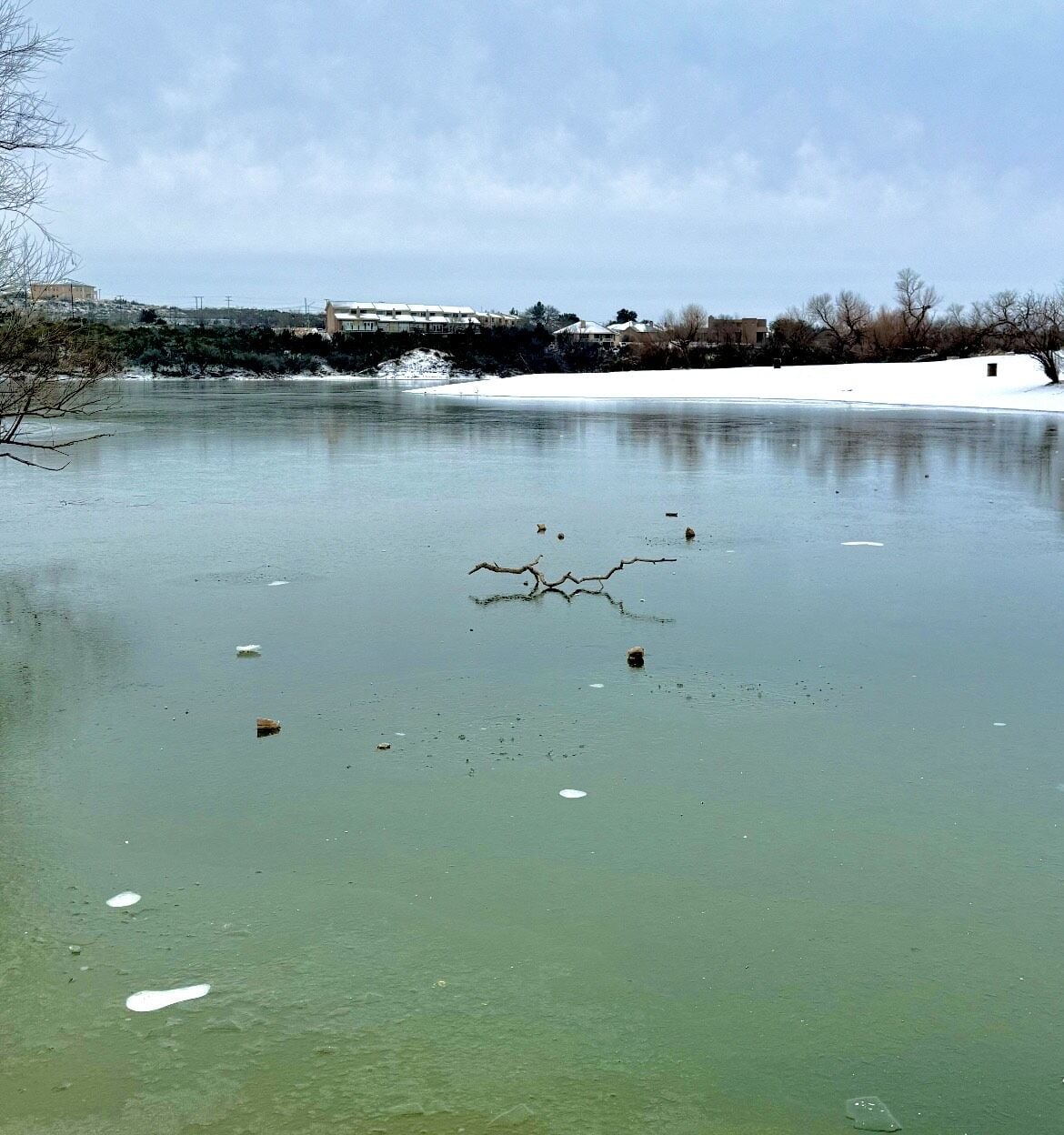 Big Spring Endures Intense Freeze: Comanche Trail Park Lake Turns to ...