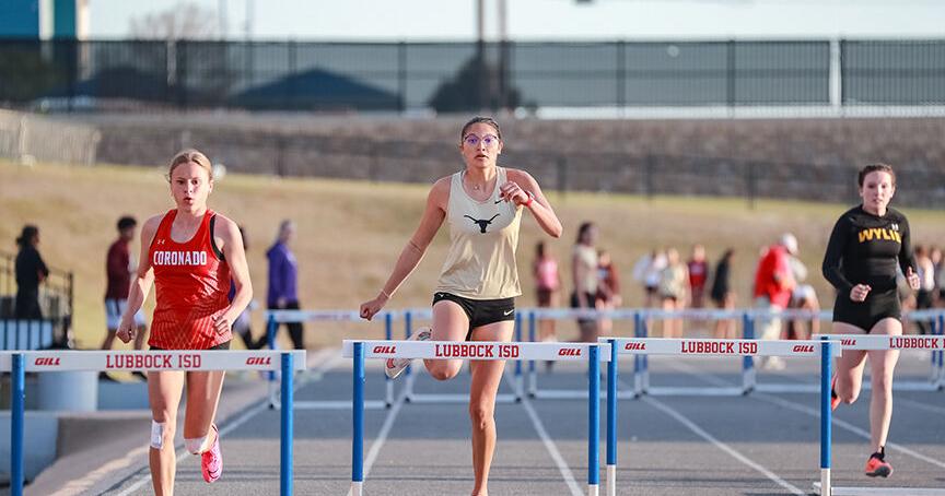 Lady Steers race to third district title at the District 5-4A track ...