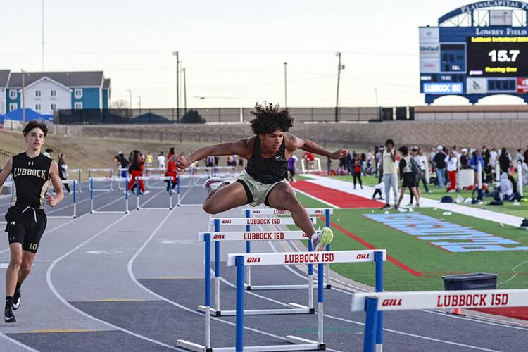 Lady Steers race to third district title at the District 5-4A track ...