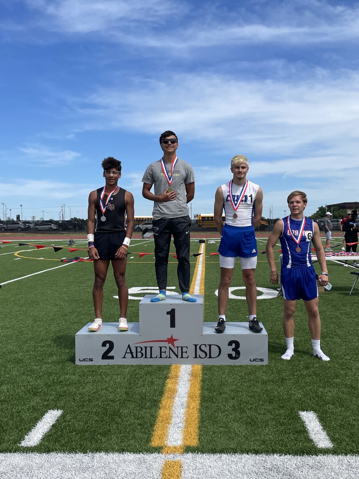 Steers and Lady Steers track teams qualify several to Region I meet ...