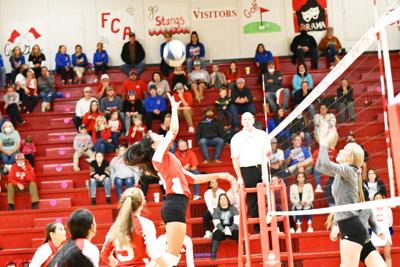 Bulldogettes fall to Clyde in Bi-District round in three sets | Sports ...