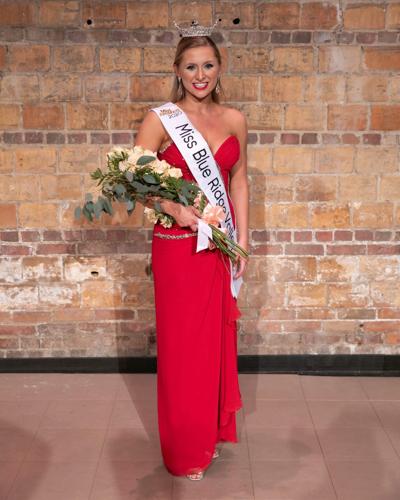 Emily Holbert Crowned Miss Asheville | News | biltmorebeacon.com
