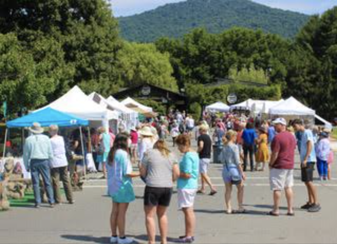 Handpick the perfect pieces at the Mount Mitchell Crafts Fair | Arts ...