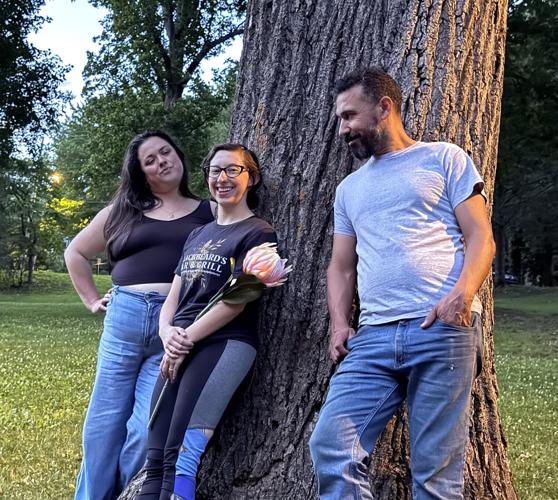 “A Midsummer Night’s Dream” Invites Audiences to Immerse Magic | Arts ...