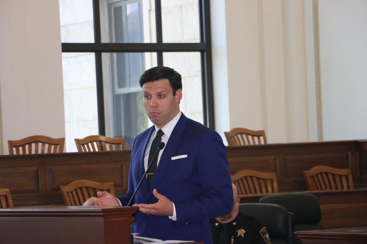 Canton mayor takes the gloves off | News | biltmorebeacon.com