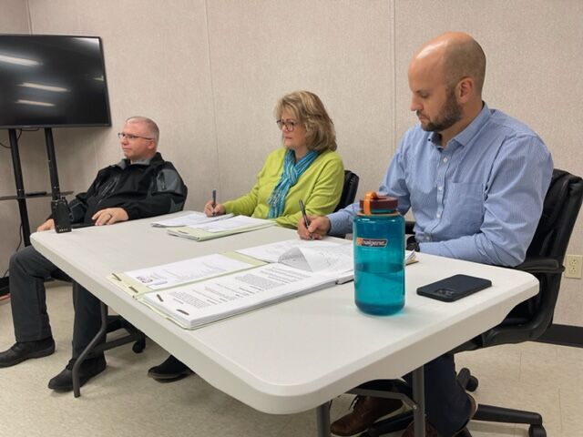 Canton mayor takes the gloves off | News | biltmorebeacon.com