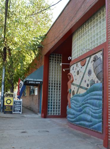 Learn to Create Pottery with Odyssey Clayworks | Arts | biltmorebeacon.com