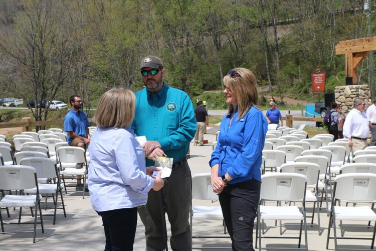 Chestnut Mountain Park is dedicated | | biltmorebeacon.com