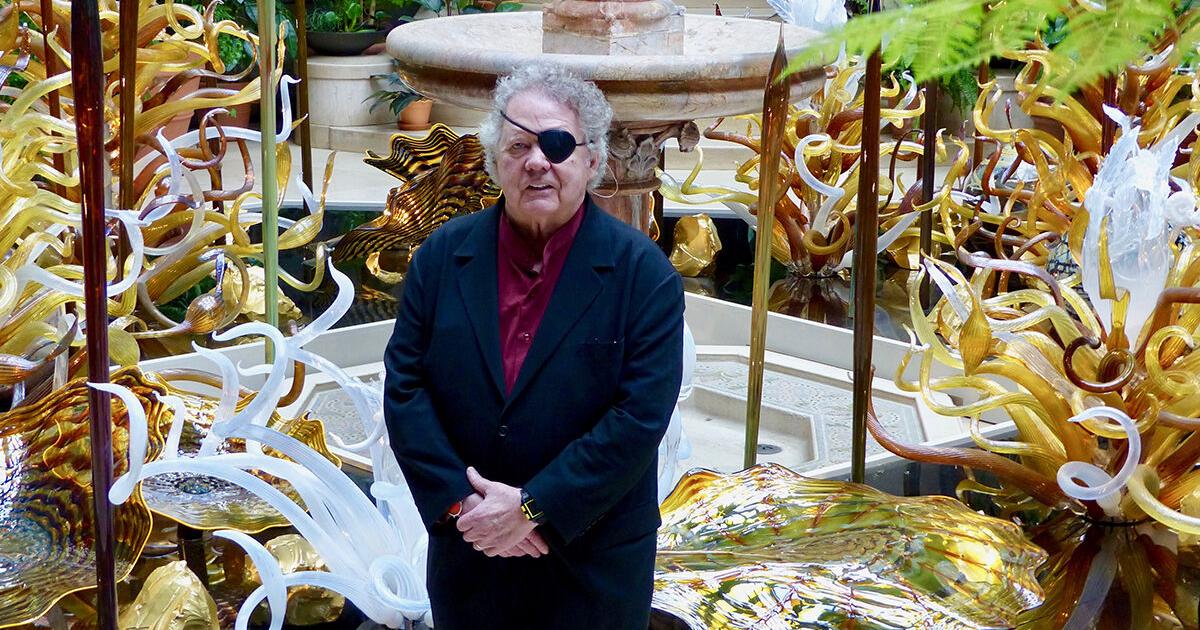 Staggering glass art comes to life with new Dale Chihuly exhibit at ...