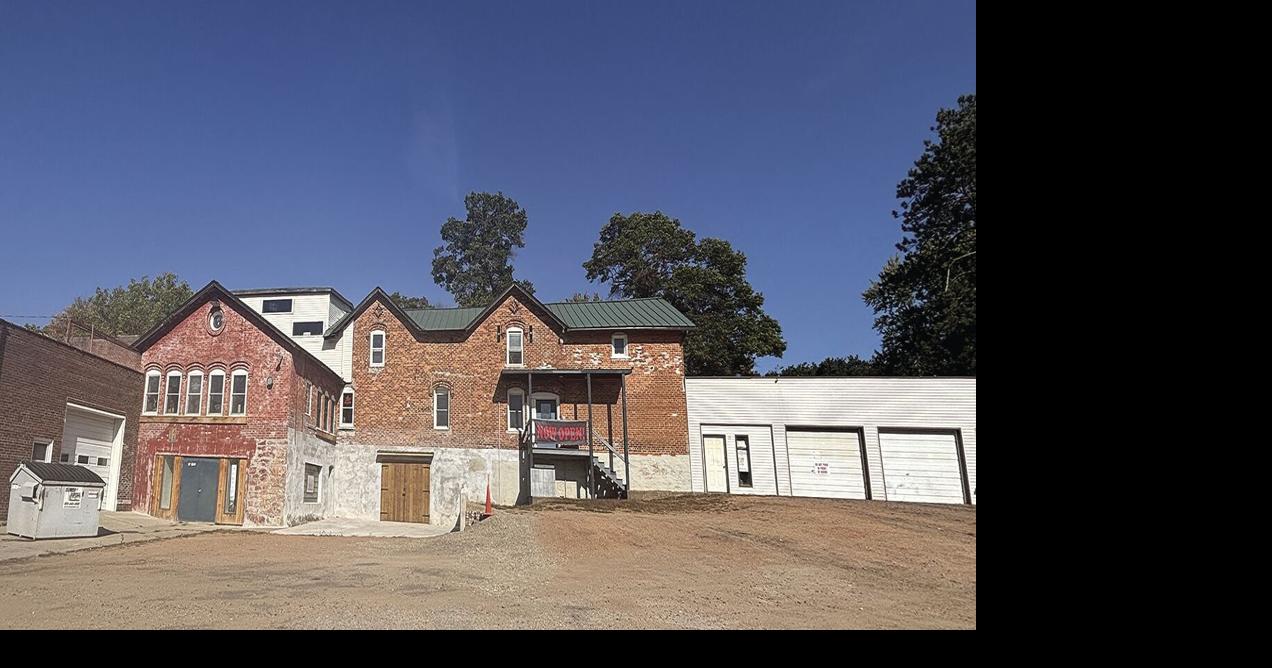 Old Bloomer Brewery Celebrating 150 Years | Front Page | bloomeradvance.com