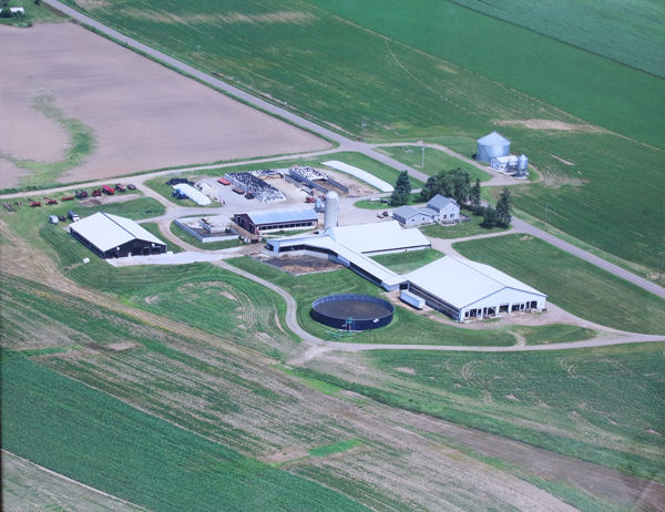 Pecha And Short's DD Farms Second Stop On Tour de Farm | Free News ...