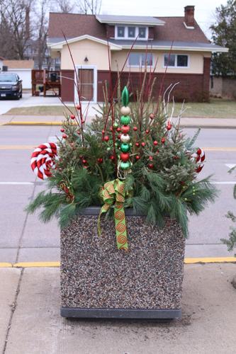 Main Street Planters Christmas Decorating Contest 2019 | Photos ...