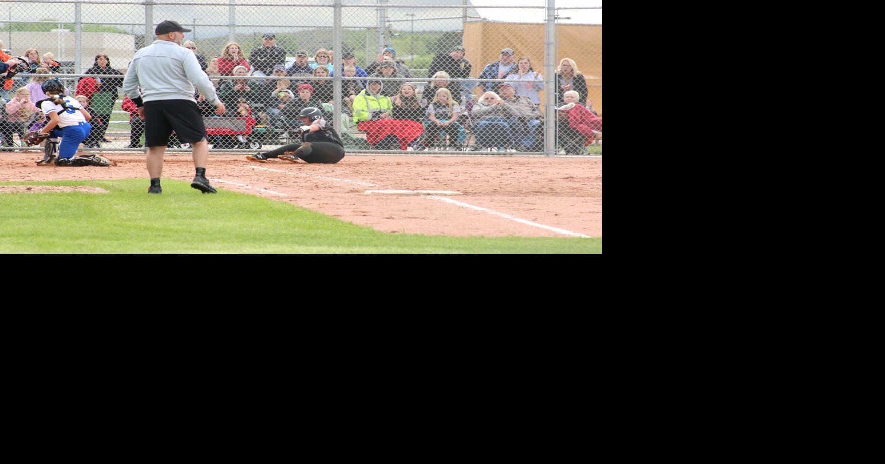 Blackhawks Softball Team Wins Regional Championship | Bloomer ...