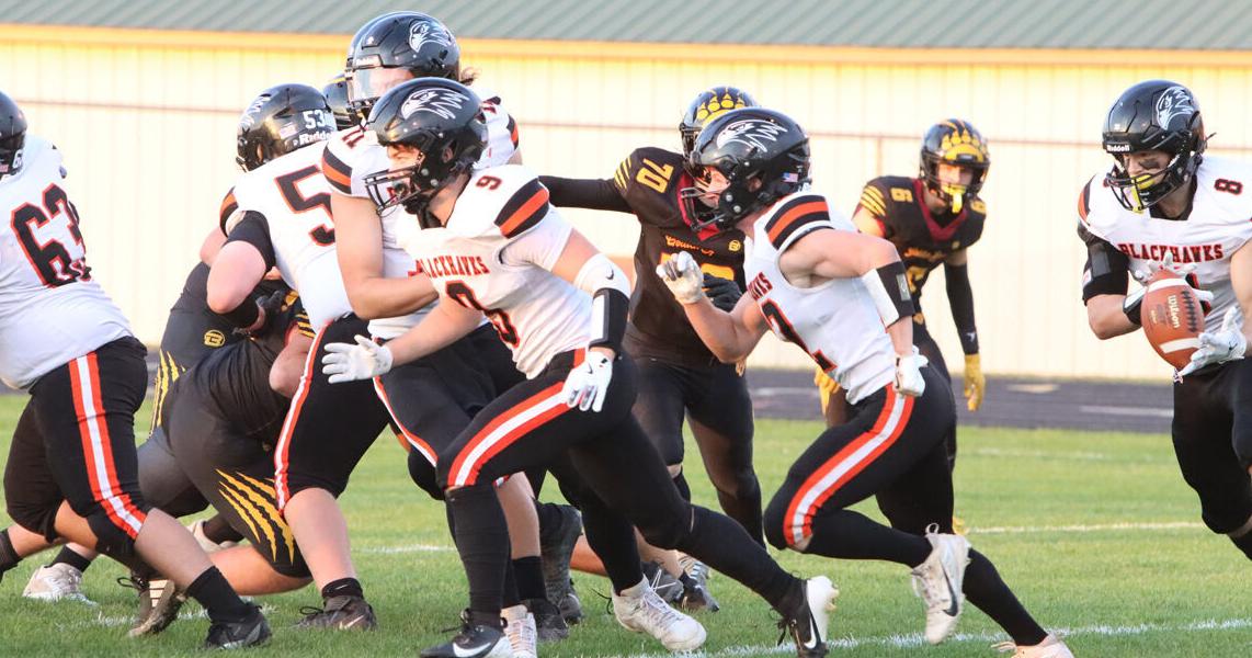 Bloomer Blackhawks @ Barron Bears | Photos | bloomeradvance.com