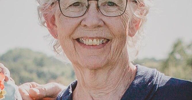 Linda Sykora | Obituaries | bloomeradvance.com