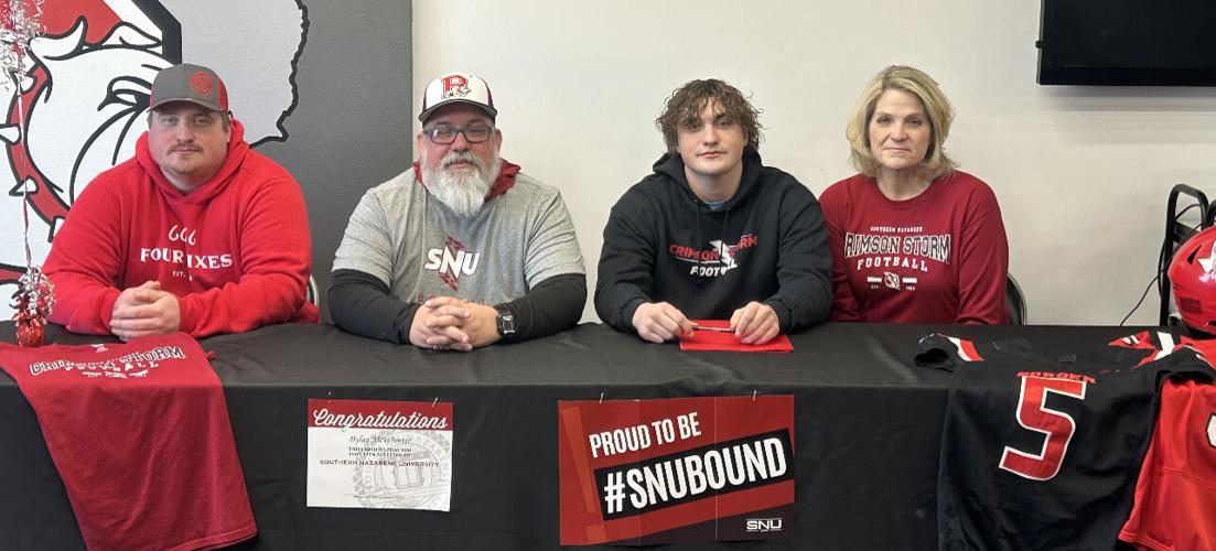 Borger Bulldogs sign to play college football | Sports ...