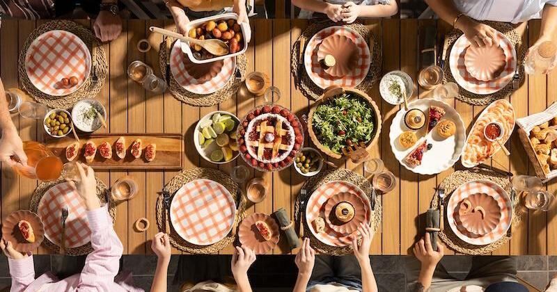 Transformer Table Outdoor Collection Helps Summer Gatherings Adapt to ...