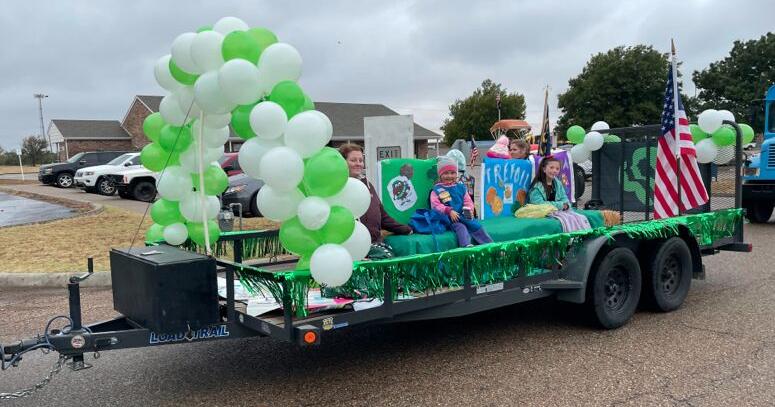 Scenes from Howdy Neighbor Day at Fritch | News | borgernewsherald.com