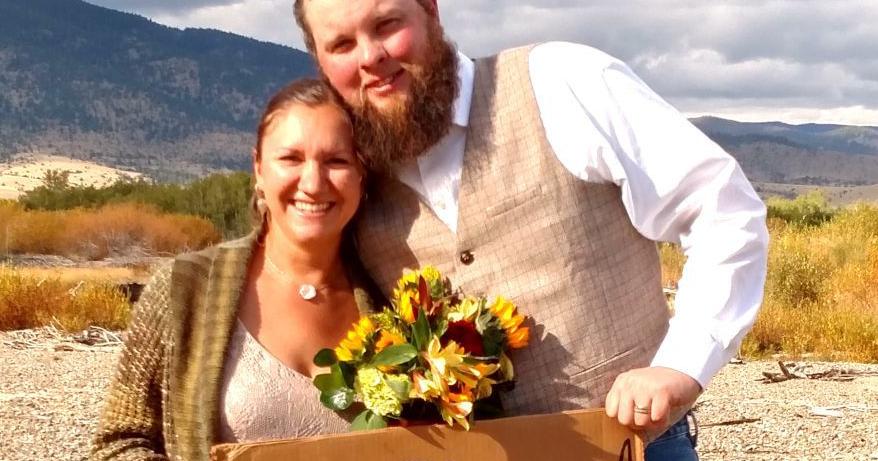 Elise Compton and Zach Englund | Announcements | boulder-monitor.com