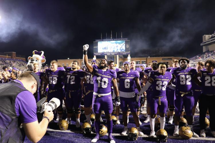 Photos: JMU takes down ODU in homecoming game | Multimedia | breezejmu.org