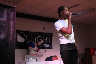 Rapper Mike Floss performs at JMU | Life | breezejmu.org