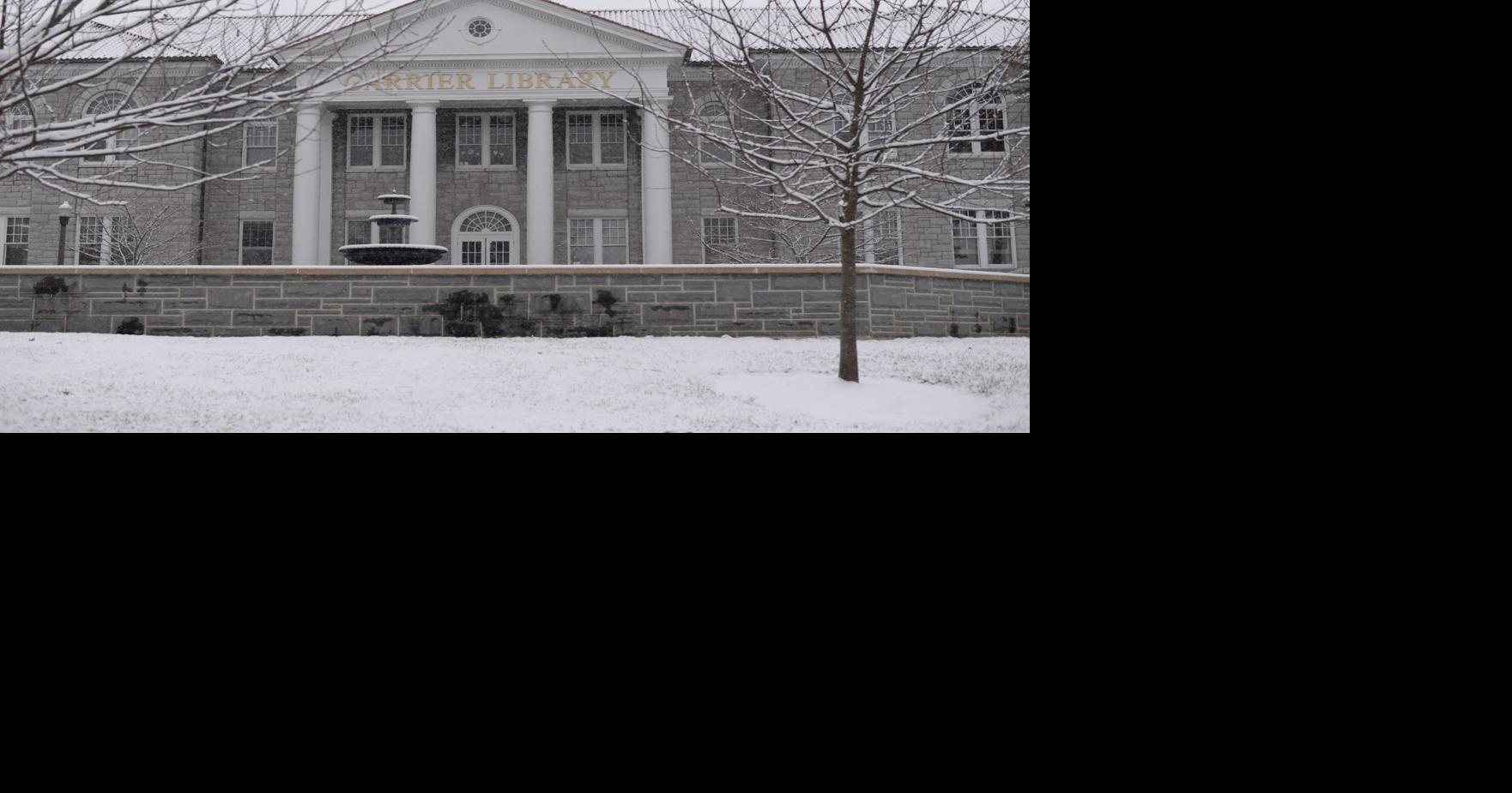 JMU's first snowfall of the winter season | Multimedia | breezejmu.org