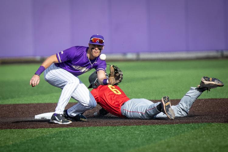 JMU baseball dominates over VMI, 28-4 | Multimedia | breezejmu.org