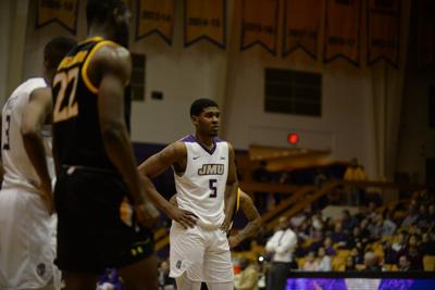 Banks, JMU do the little things to stay alive in the CAA | Sports ...
