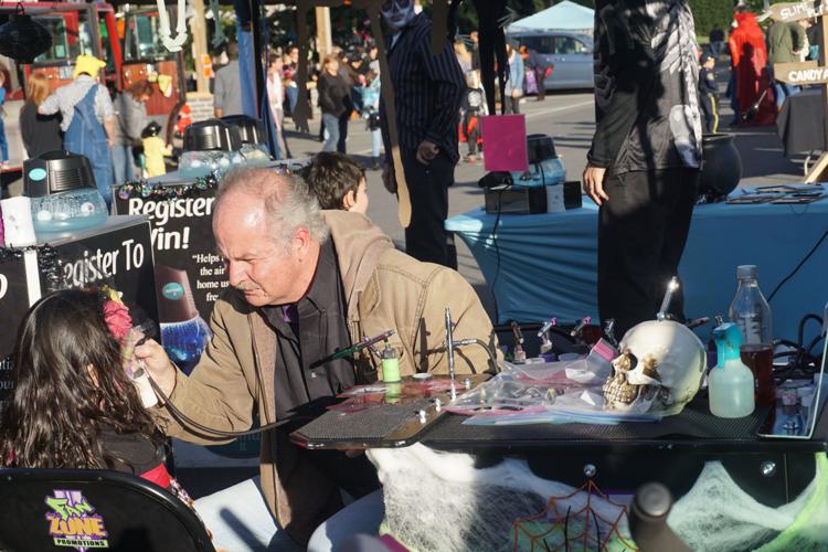 Skeleton Festival brings Halloween spirit to Harrisonburg ...