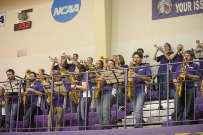 JMU’s fans provide extra energy the Dukes need to win games | Sports ...