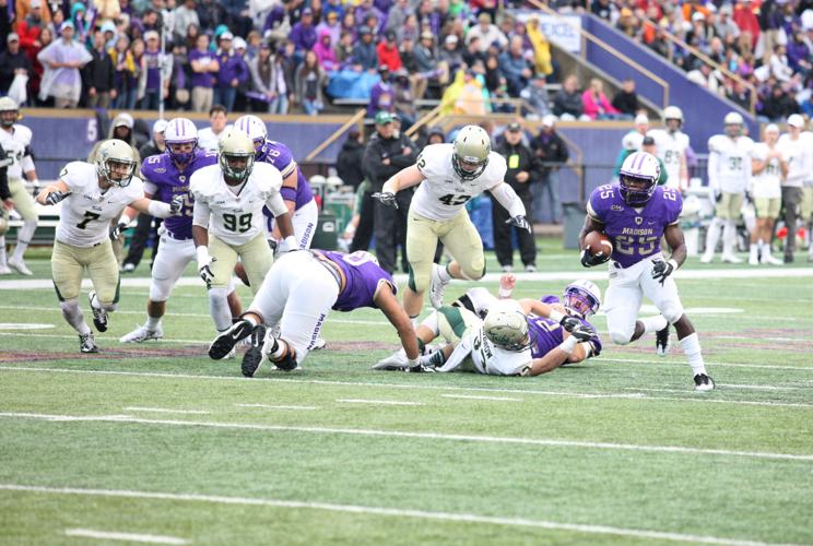 JMU defeats William & Mary 31-24 | Multimedia | breezejmu.org