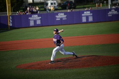 Dukes snap nine-game skid; win weekend series against Tribe | Sports ...