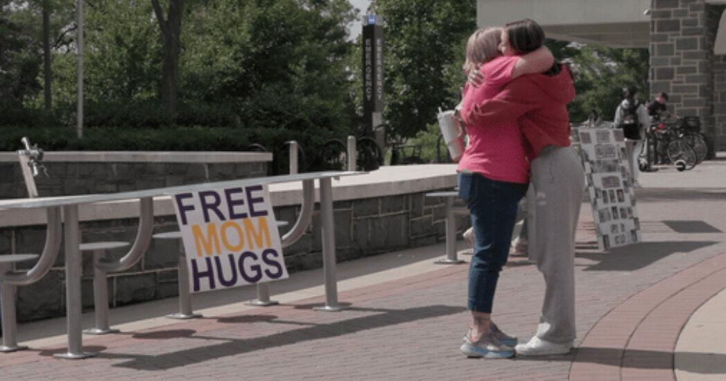JMU employee’s ‘free mom hugs’ provides comfort for homesick students ...