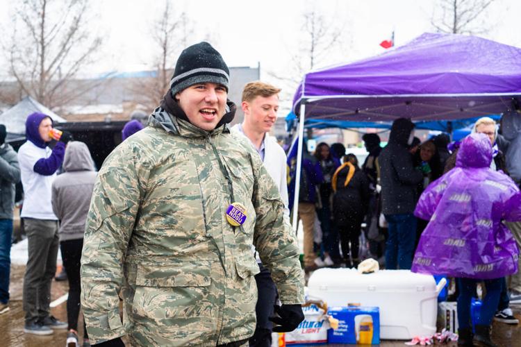 JMU and NDSU pregame: tailgate and team walk | Multimedia | breezejmu.org