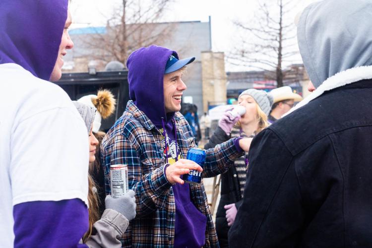 JMU and NDSU pregame: tailgate and team walk | Multimedia | breezejmu.org