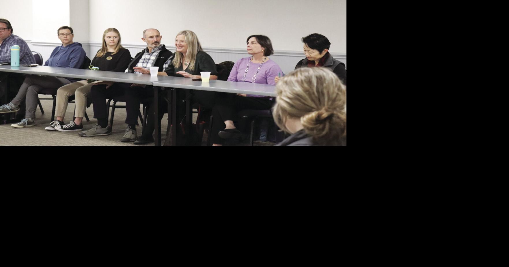 SGA hosts town hall, administrators answer students’ burning questions ...