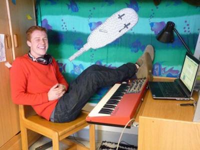 Freshman’s beats gets nod from hip-hop newcomer Main Attrakionz | Life | breezejmu.org