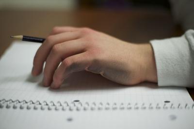 No right way: Students and parents live life with left-handed dominance ...