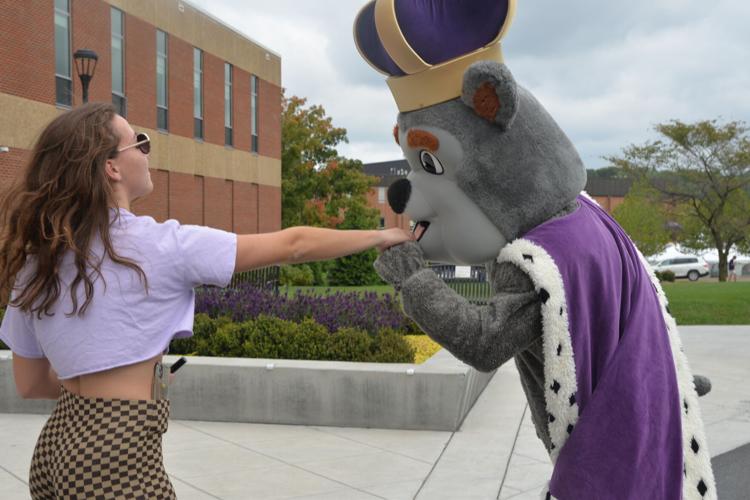 Photos: A day in the life of Duke Dog | Multimedia | breezejmu.org